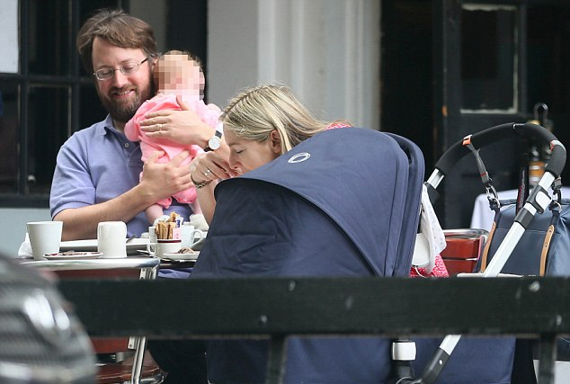 SUNDAYTALKING.COM - Victoria Coren Mitchell Welcomes Daughter with ...